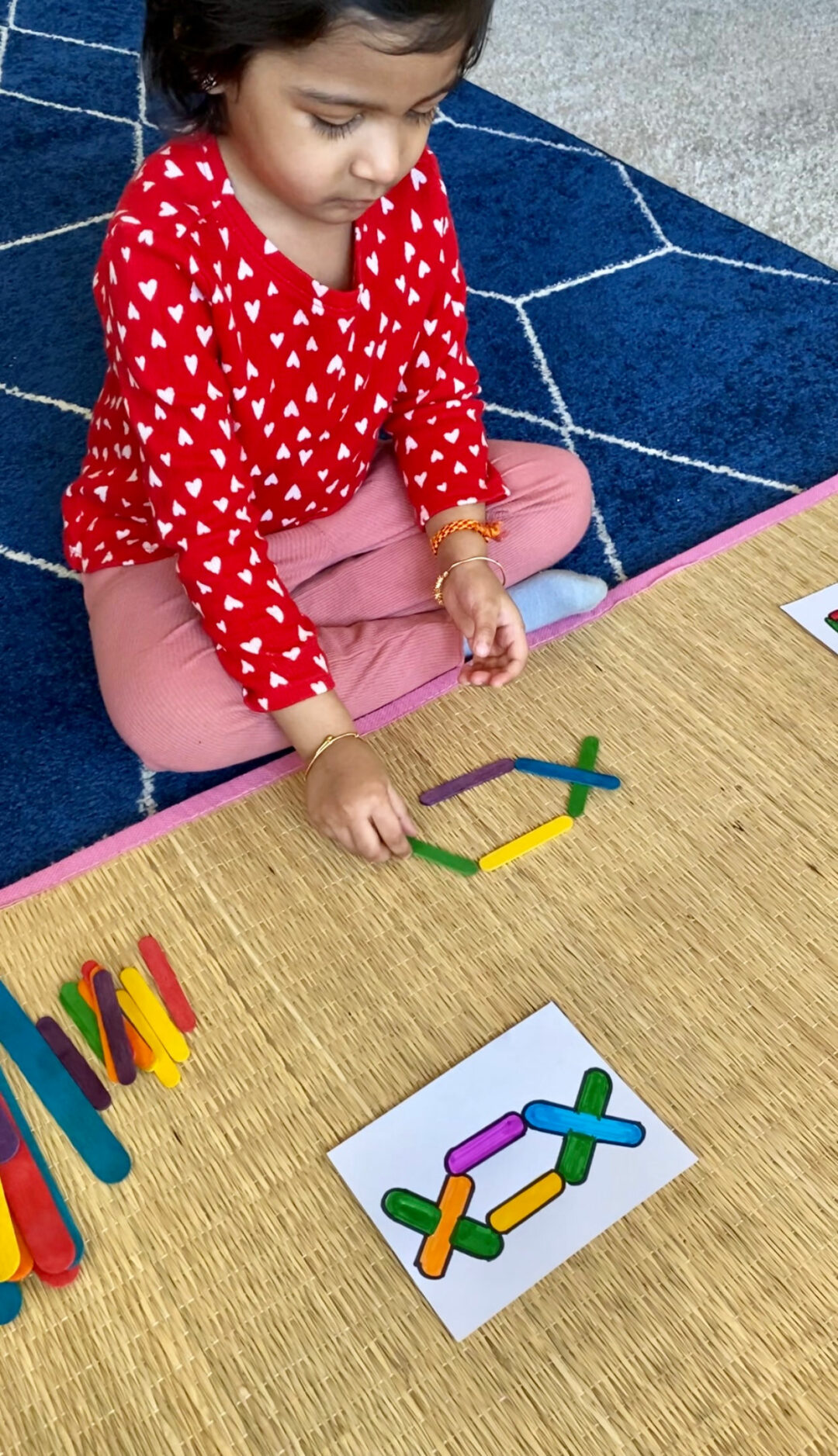 Easy Pattern Matching Puzzle with Popsicle Sticks (Free Printable ...