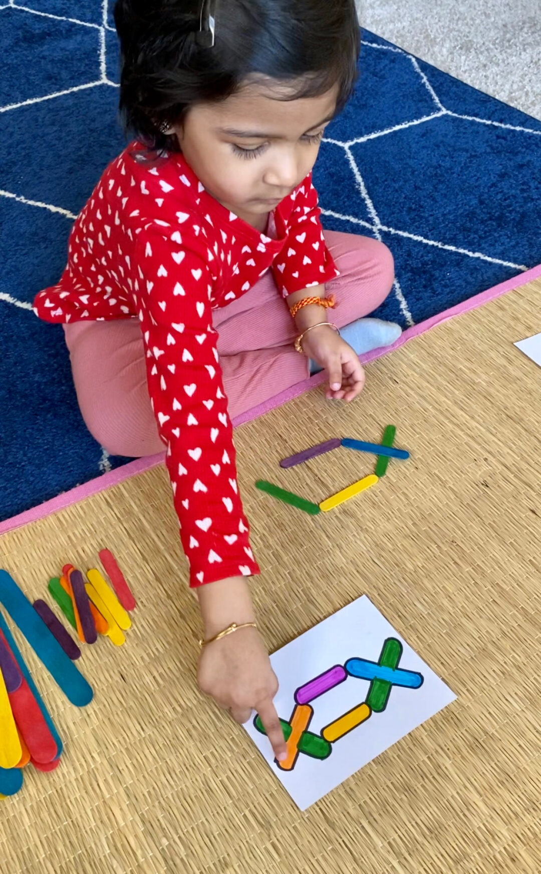 Easy Pattern Matching Puzzle with Popsicle Sticks (Free Printable ...